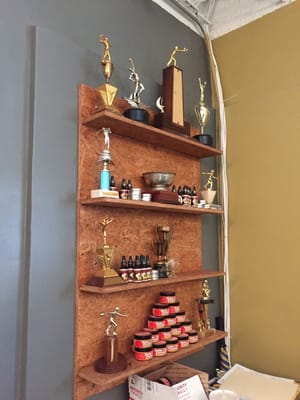 TROPHY ROOM BARBER SHOP - Updated January 2026 - 10 Photos & 76 Real ...