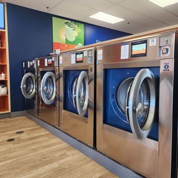 TIDE LAUNDROMAT - Updated December 2025 - 33 Photos & 46 Reviews - 7558 ...