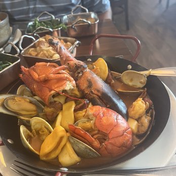 PRIMAVERA PUB - Updated November 2025 - 298 Photos & 146 Reviews - 283 ...