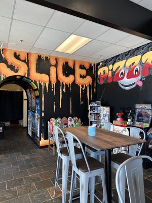 CORNER SLICE - Updated June 2024 - 84 Photos & 64 Reviews - 2852 Kitty ...