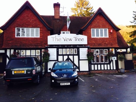 YEW TREE - Updated December 2025 - Reigate Hill, Reigate, Surrey ...