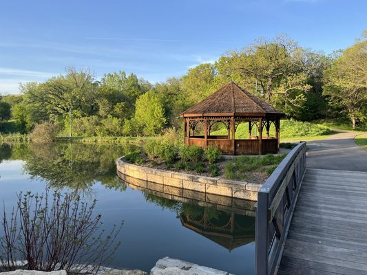 EAGAN CENTRAL PARK - Updated August 2025 - 24 Photos - 1507 Central ...