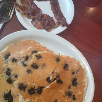 ACROPOL FAMILY RESTAURANT - Updated December 2025 - 104 Photos & 175 ...