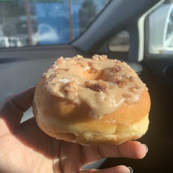 ANGELS DONUTS - Updated January 2025 - 54 Photos & 64 Reviews - 267 E ...