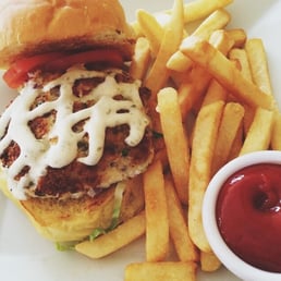 THE FARM HOUSE RESTAURANT - Updated October 2025 - 25 Photos & 70 ...