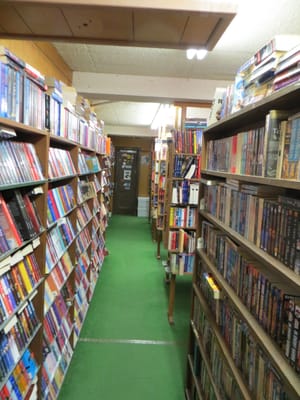 BOOK CELLAR - Updated October 2025 - 38 Photos & 24 Reviews - 3 W ...