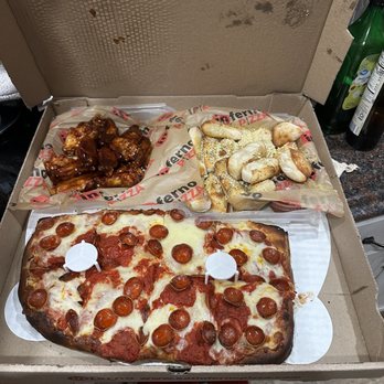 INFERNO PIZZA - Updated September 2025 - 3053 Brighton Rd, Pittsburgh ...