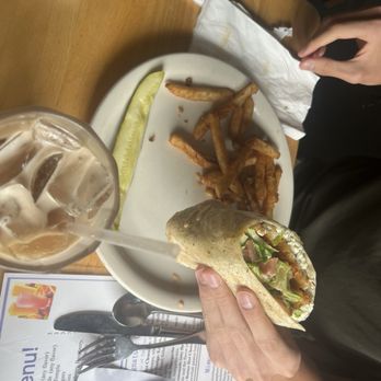 KRAIN CORNER INN - Updated December 2024 - 123 Photos & 132 Reviews ...