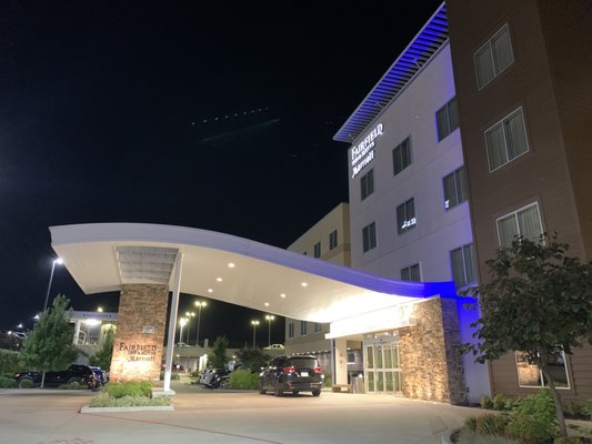 FAIRFIELD INN & SUITES SPRINGFIELD NORTH - 40 Photos & 28 Reviews ...