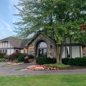 MAPLE HILL GOLF - Updated January 2025 - 48 Photos & 33 Reviews - 5555 ...