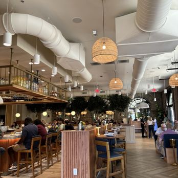 THE FINCH - Updated November 2024 - 383 Photos & 179 Reviews - 111 10th ...