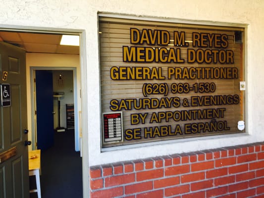DAVID M REYES MD - Updated December 2025 - 27 Reviews - 657 E Arrow Hwy ...