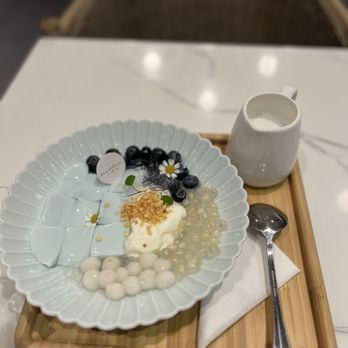 MISS LIN CAFE - Updated July 2024 - 329 Photos & 75 Reviews - 3601 Hwy ...