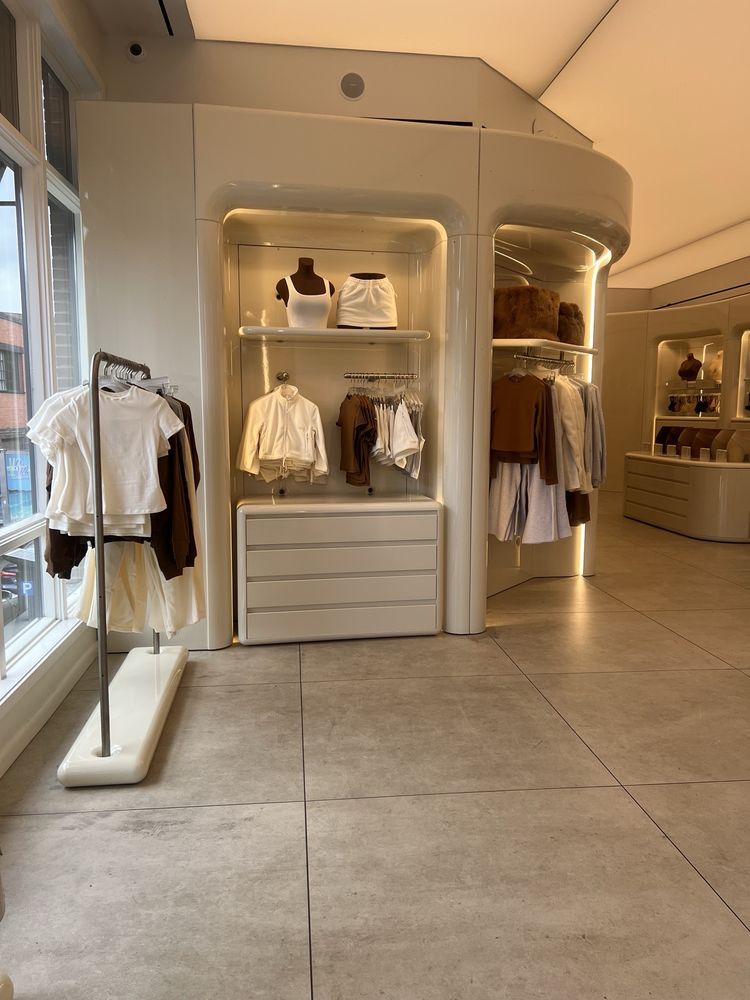 SKIMS - Updated December 2025 - 13 Photos & 15 Reviews - 3300 M St NW ...