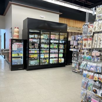 ONE WORLD MARKET - Updated June 2025 - 784 Photos & 470 Reviews - 42705 ...