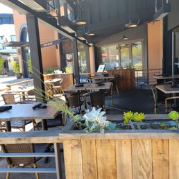 CRESCENT BISTRO - Updated January 2026 - 530 Photos & 384 Reviews - 45 ...