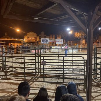 BUFFALO CHIP SALOON & STEAKHOUSE - Updated November 2024 - 499 Photos ...