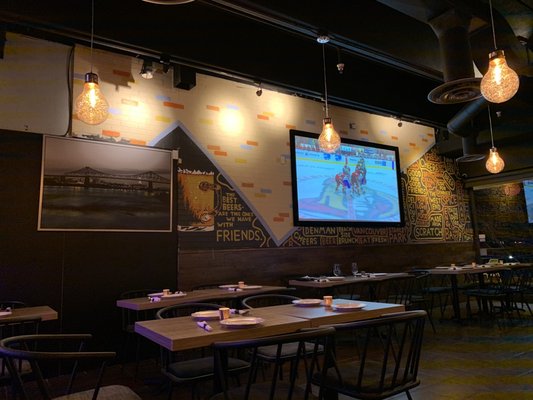 BEERYANI INDIAN BISTRO & BAR - 48 Photos & 36 Reviews - 1184 Denman ...