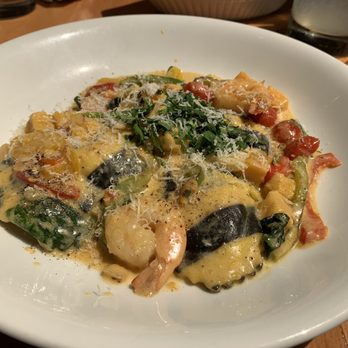 AMICI - Updated October 2025 - 132 Photos & 65 Reviews - 1305 Pickering ...