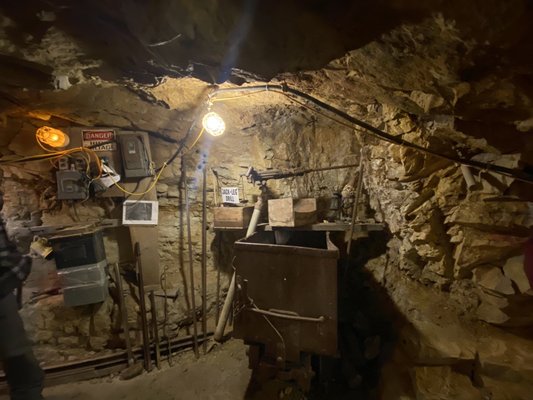 HIDEE GOLD MINE - Updated August 2025 - 136 Photos & 112 Reviews - 1950 ...