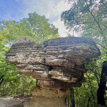 PIVOT ROCK AND NATURAL BRIDGE - Updated October 2025 - 55 Photos & 21 ...