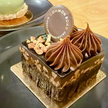 COMMON BOND BISTRO & BAKERY - MED CENTER - Updated May 2025 - 736 ...