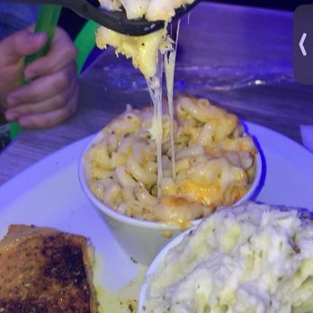 LIGHTHOUSE FISH MARKET - Updated May 2025 - 154 Photos & 86 Reviews ...