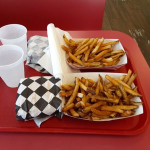 BIONIC BURGER HAMBURGERS - Updated August 2024 - 24 Photos & 53 Reviews ...