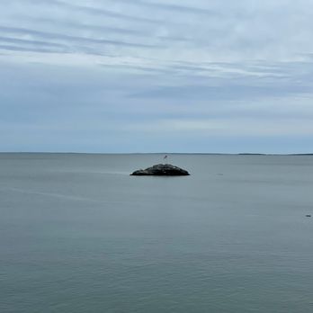 NIANTIC BAY BOARDWALK - Updated September 2025 - 123 Photos & 13 ...