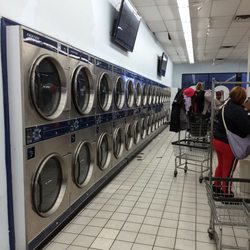 WASH TUB LAUNDROMAT - 2200 S Pulaski Rd, Chicago, Illinois - Laundromat ...