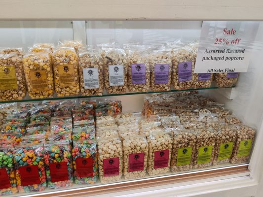 CAROUSEL CANDYLAND - Updated November 2024 - 286 Photos & 145 Reviews ...