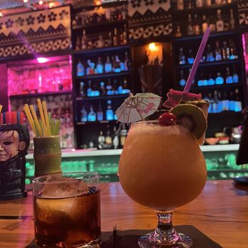 THE TIKI EASY BAR - Updated May 2024 - 66 Photos & 28 Reviews - 197 ...