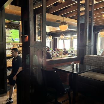 CHELSEA CORNER - Updated December 2025 - 824 Photos & 632 Reviews ...