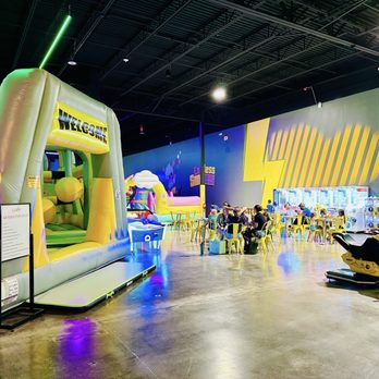 SUPER LLAMA - Updated January 2025 - 45 Photos & 16 Reviews - 6505 W ...