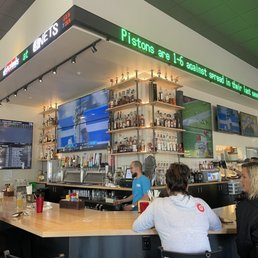 PARKS PLACE PUB - Updated May 2025 - 204 Photos & 229 Reviews - 8594 E ...