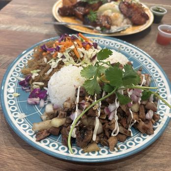 CHEBOGZ - Updated March 2025 - 255 Photos & 110 Reviews - 2710 Beacon ...