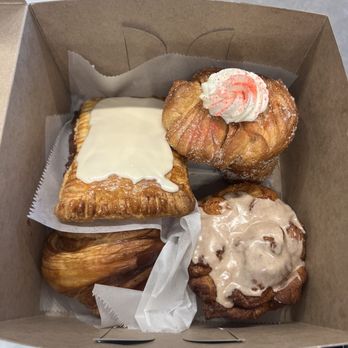 BAKERY FOUR - Updated September 2024 - 250 Photos & 149 Reviews - 4150 ...