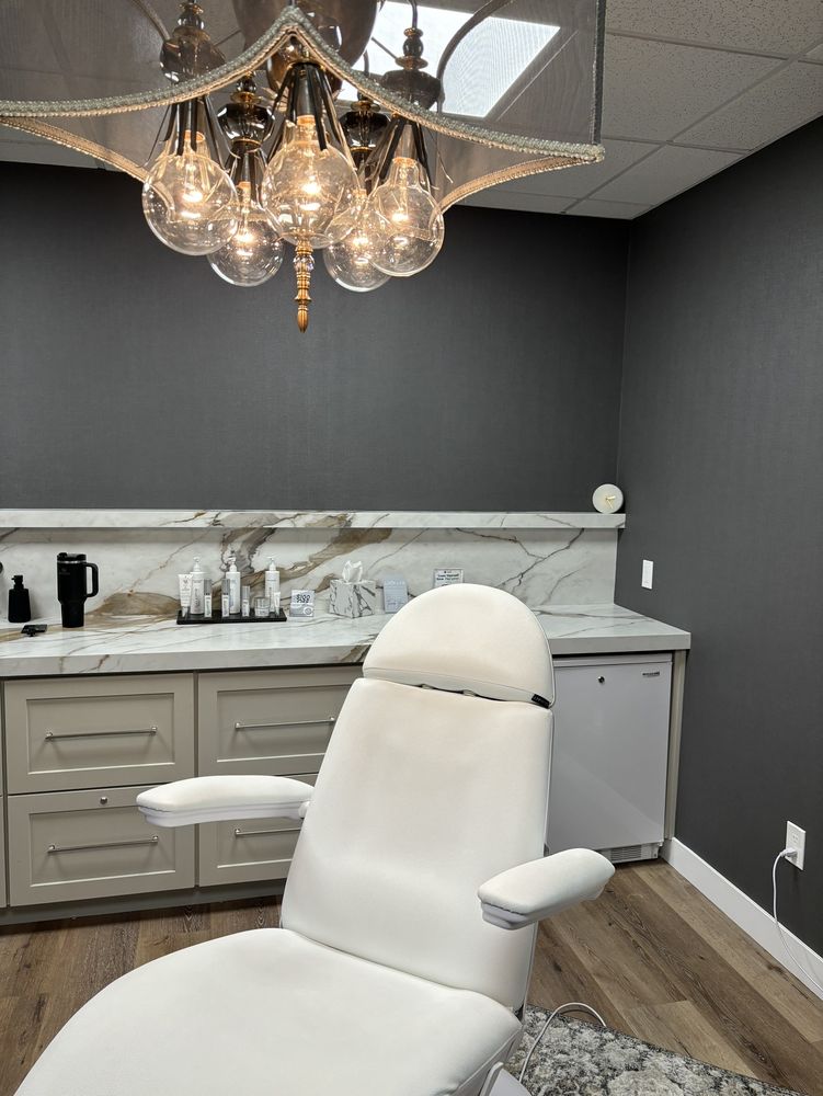 LOOK LAB MED SPA - Updated September 2025 - 34 Photos & 10 Reviews ...