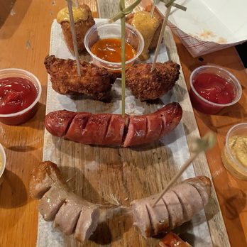 THE BIERGARTEN AT THE STANDARD, HIGH LINE - Updated May 2024 - 509 ...