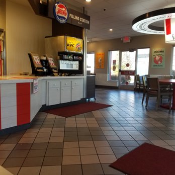 KFC - Updated October 2024 - 36 Photos & 36 Reviews - 2575 Olympic St ...
