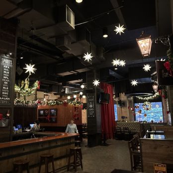 STOUT NYC - Updated July 2025 - 279 Photos & 330 Reviews - 90 John St ...