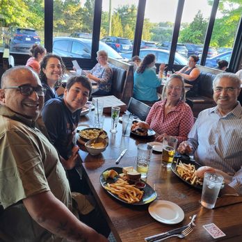 TAVERN IN THE SQUARE - Updated August 2024 - 23 Photos & 47 Reviews ...