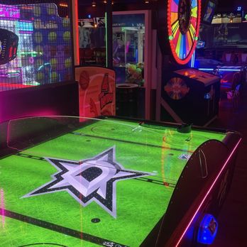 BOWLERO DALLAS - Updated December 2025 - 87 Photos & 31 Reviews - 3805 ...