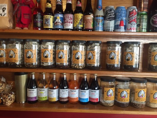 THE BEEHIVE CAFE - 317 Photos & 493 Reviews - Cafes - 10 Franklin St ...