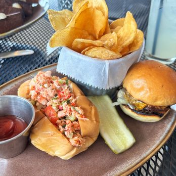 NICHOLAS BARREL & ROOST - Updated June 2024 - 569 Photos & 444 Reviews ...