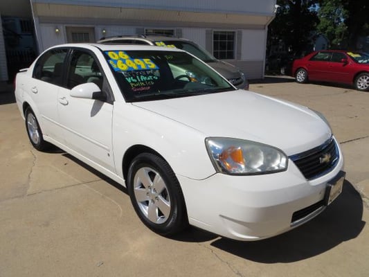 ROSSCO AUTO SALES - Updated December 2025 - 10 Photos - 3333 1st Ave SE ...