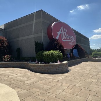 ALBANESE CONFECTIONERY - Updated December 2025 - 748 Photos & 405 ...