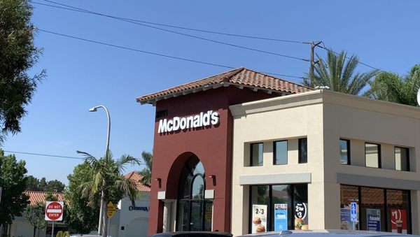 MCDONALD’S - 65 Photos & 168 Reviews - Fast Food - 2505 E Imperial Hwy ...