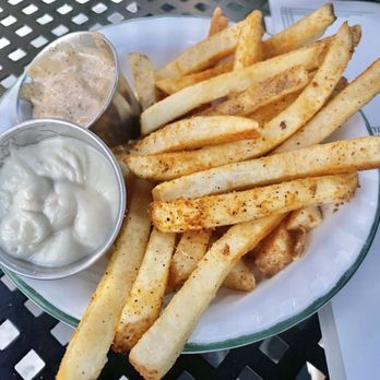 SOVEREIGN - Updated August 2025 - 636 Photos & 952 Reviews - 24216 W ...