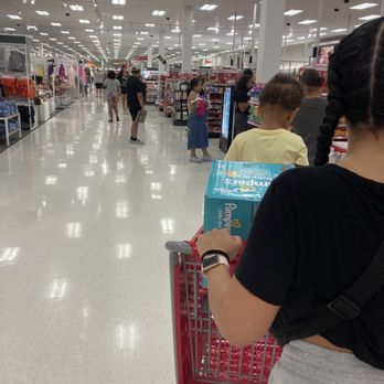 TARGET - Updated December 2025 - 47 Photos & 70 Reviews - 300 Meyerland ...